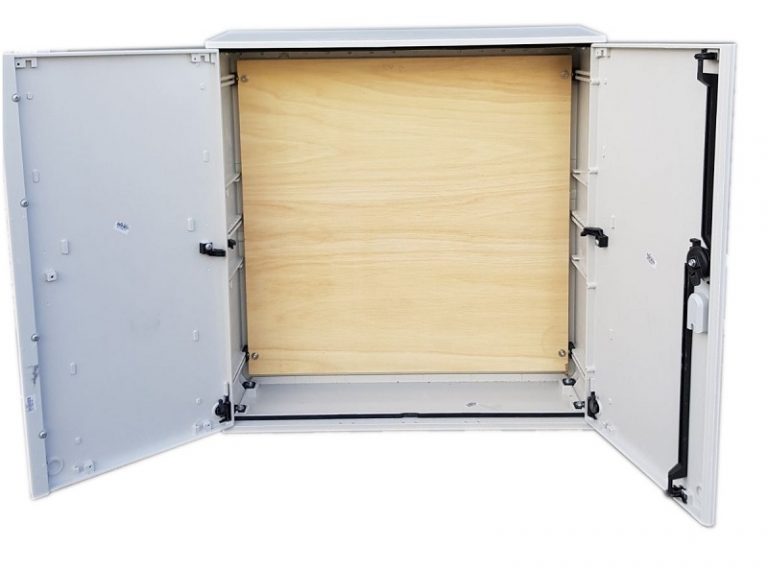 3 Phase Meter Box -Surface Mounted - Emiter Ltd. W800xH800xD245mm